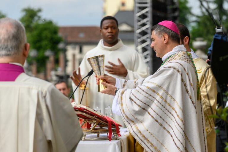 Home - Santa Sindone